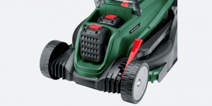 Bosch Hobby Universal Rotak 2x18V-37-550 Tagliaerba Brushless 37 cm a ...