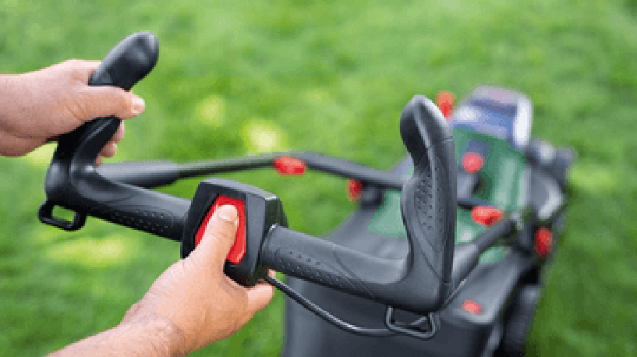 Bosch Hobby Universal Rotak 2x18V-37-550 Tagliaerba Brushless 37 cm a ...